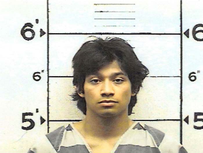 Texas man arrested for taking ax to police cars | Tifton Gazette