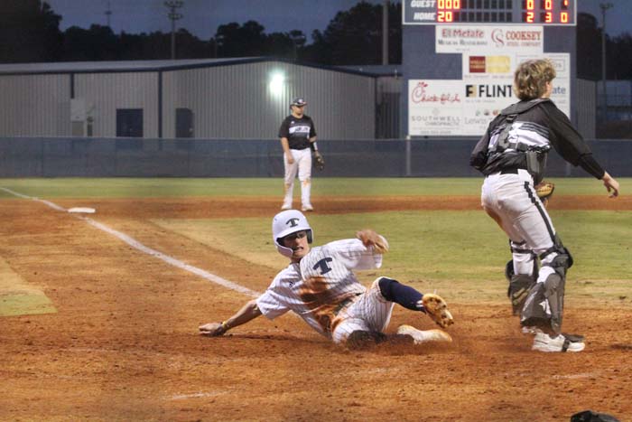Diamond Devils headed to Walton | Tifton Gazette