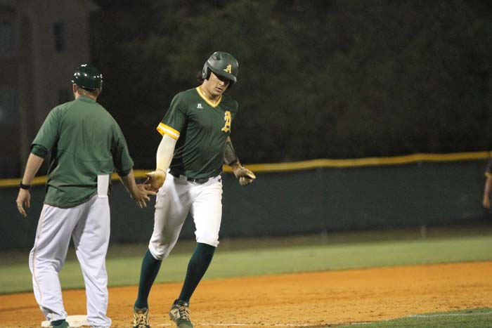 ABAC Stallions give up 19 runs … and win | Tifton Gazette