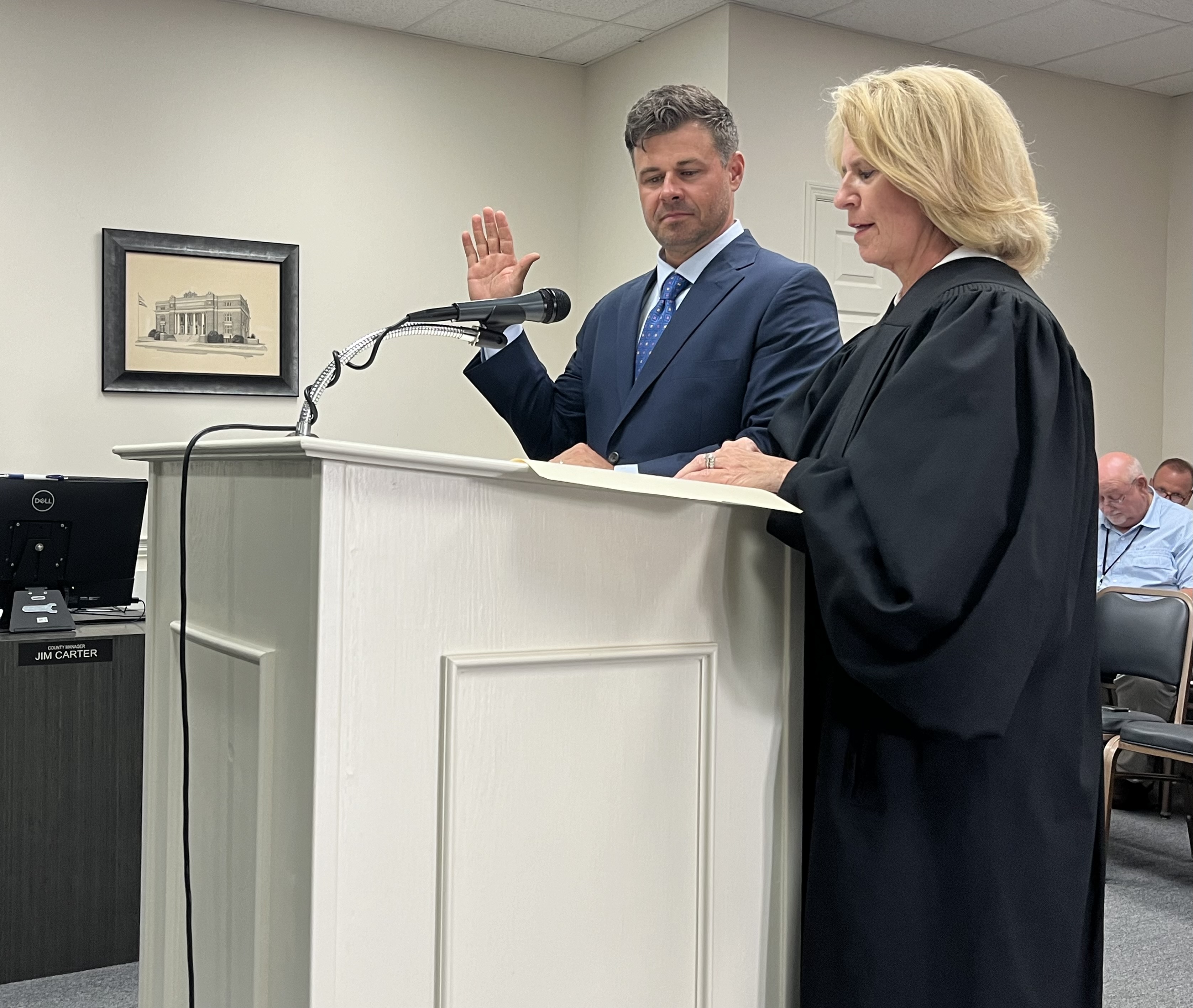 Tyler Riddle sworn in as new District 5 commissioner | Tifton Gazette